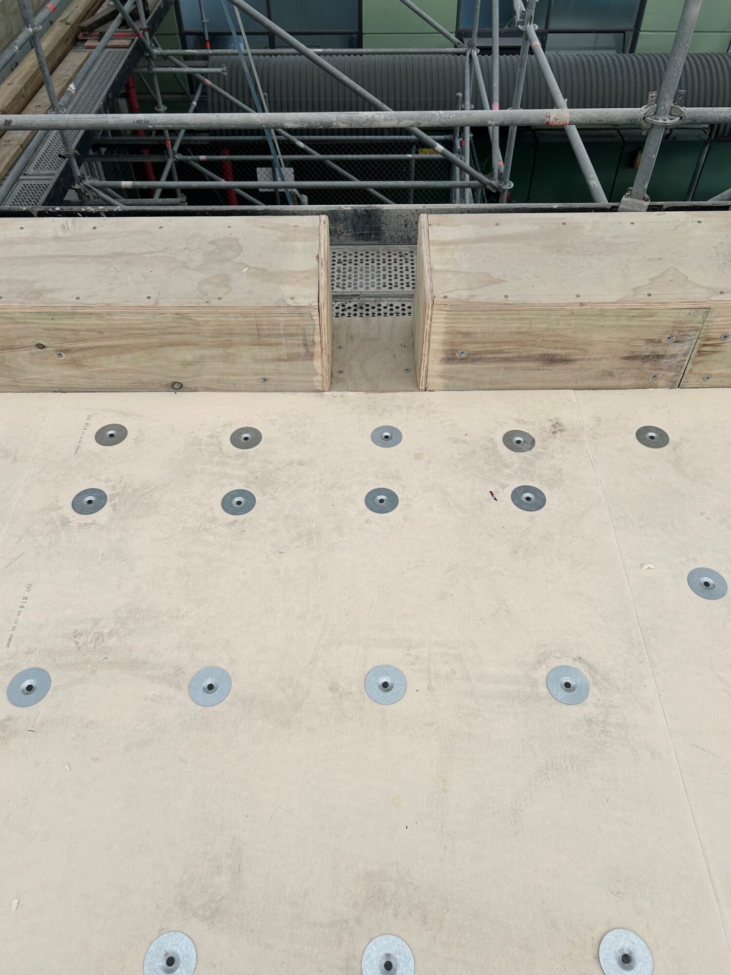 Transpower’s Haywards substation - RoofLogic