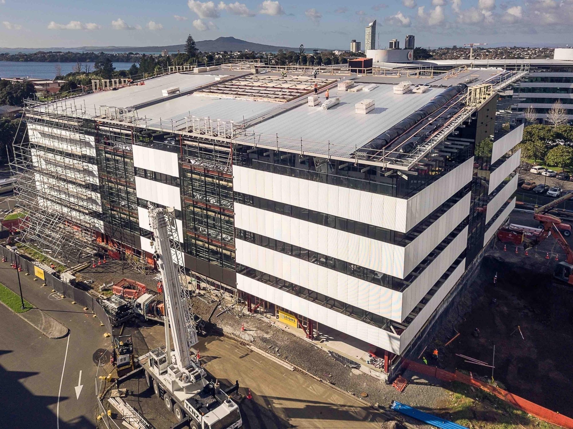 B:HIVE - Smales Farm - RoofLogic